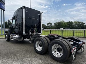 2024 MACK PINNACLE 64T - Old River