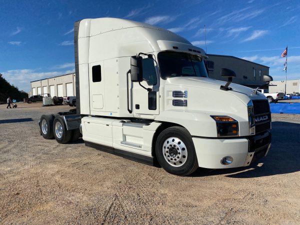 2020 Mack Anthem 486k Miles - Old River