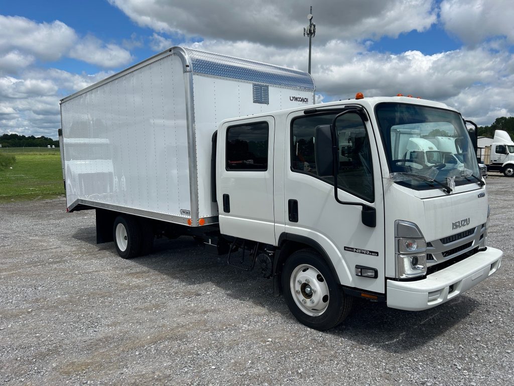 18' Vanscaper Crew Cab - 2024 ISUZU NPR HD + 6.6L V8 GAS BURNER - Old River