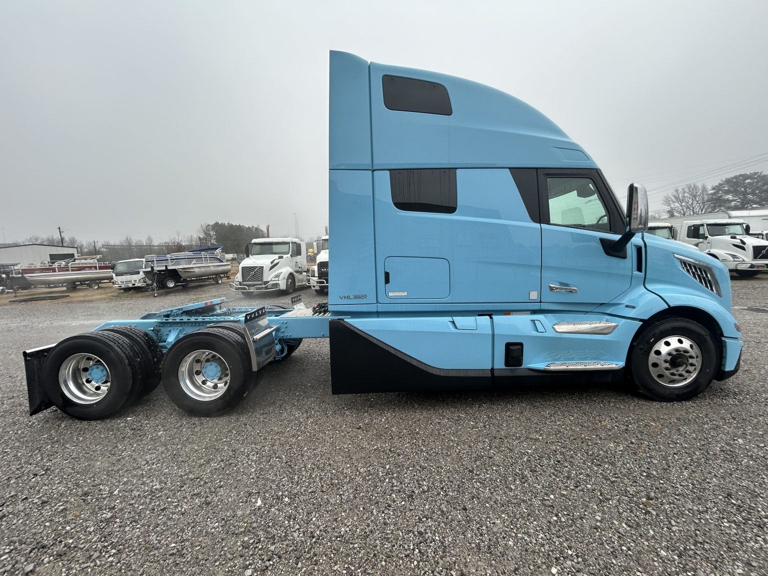 2025 Volvo VNL 860 Ultimate SN689512 - Old River